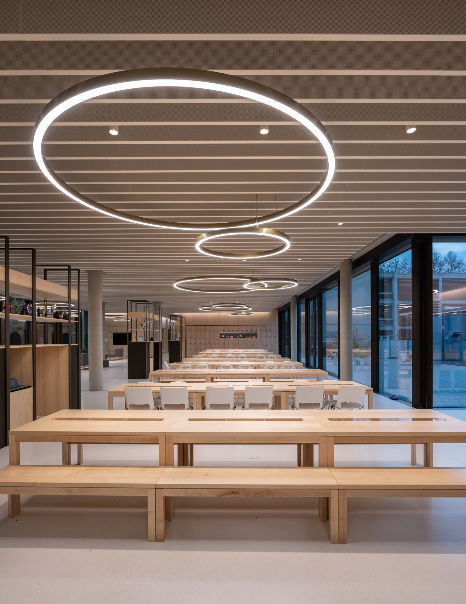 Maria-Ward-Schule, Nürnberg - Linus Lintner Architekturfotografie